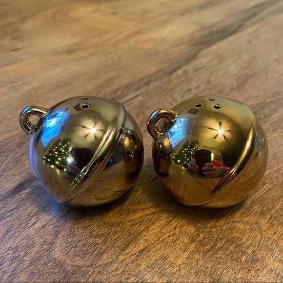 Holiday | Jingle Bells Salt Pepper Shaker | Poshmark